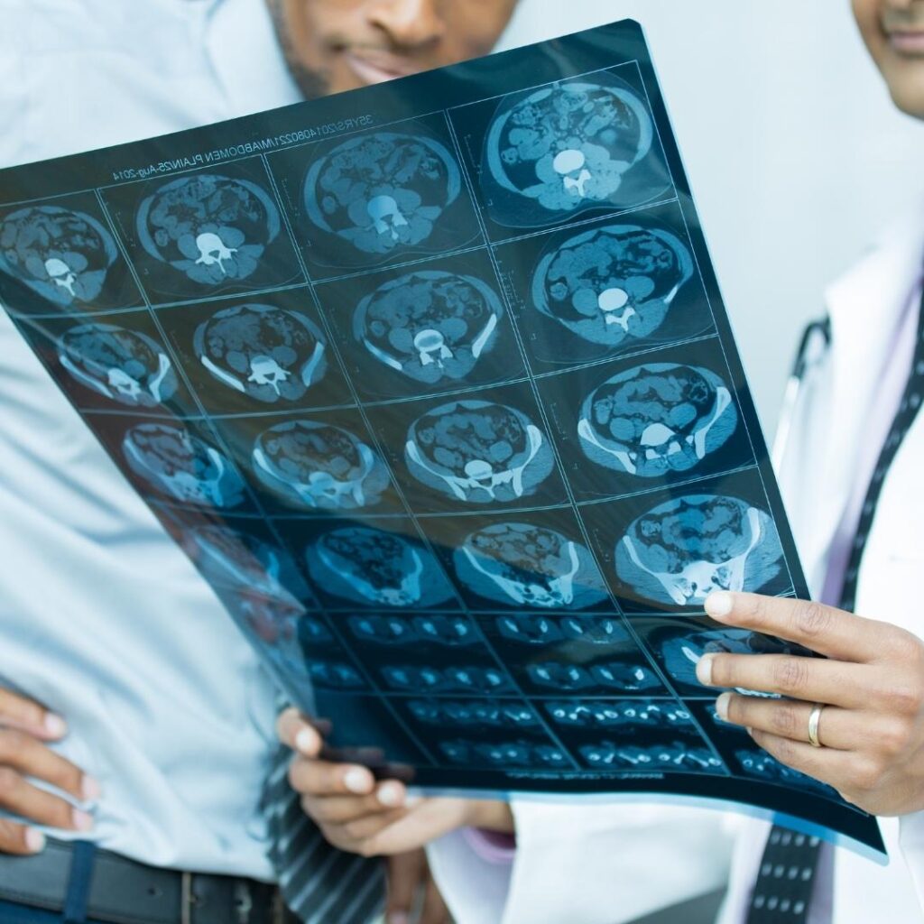 ¿Qué estudios necesito para ser radiólogo? - Atem Formación